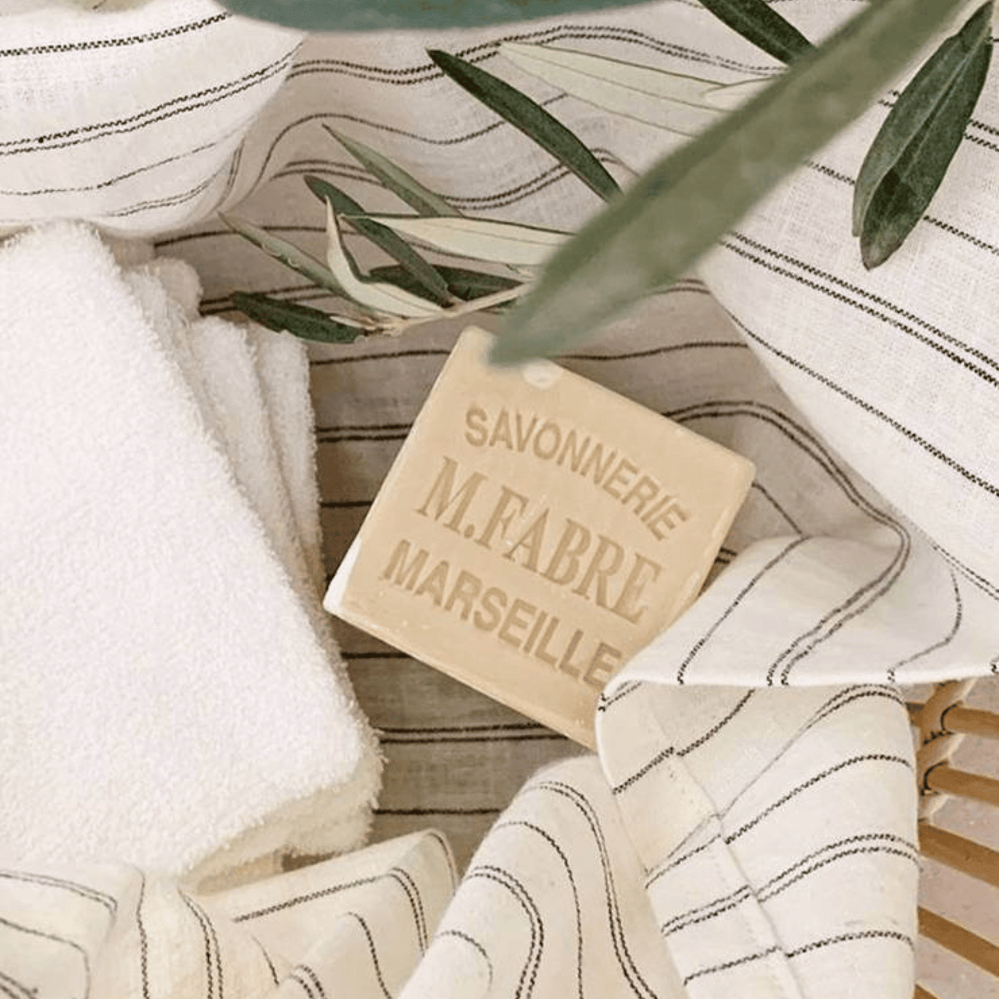 Marius Fabre Marseille Laundry Soap (200 g) #10087000 – Smallflower